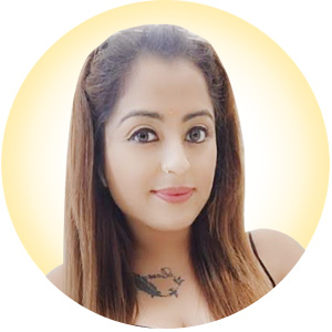 Talk To Best Tarot Reading Astrologer, Tarot Ashima On Phone: Consult ...